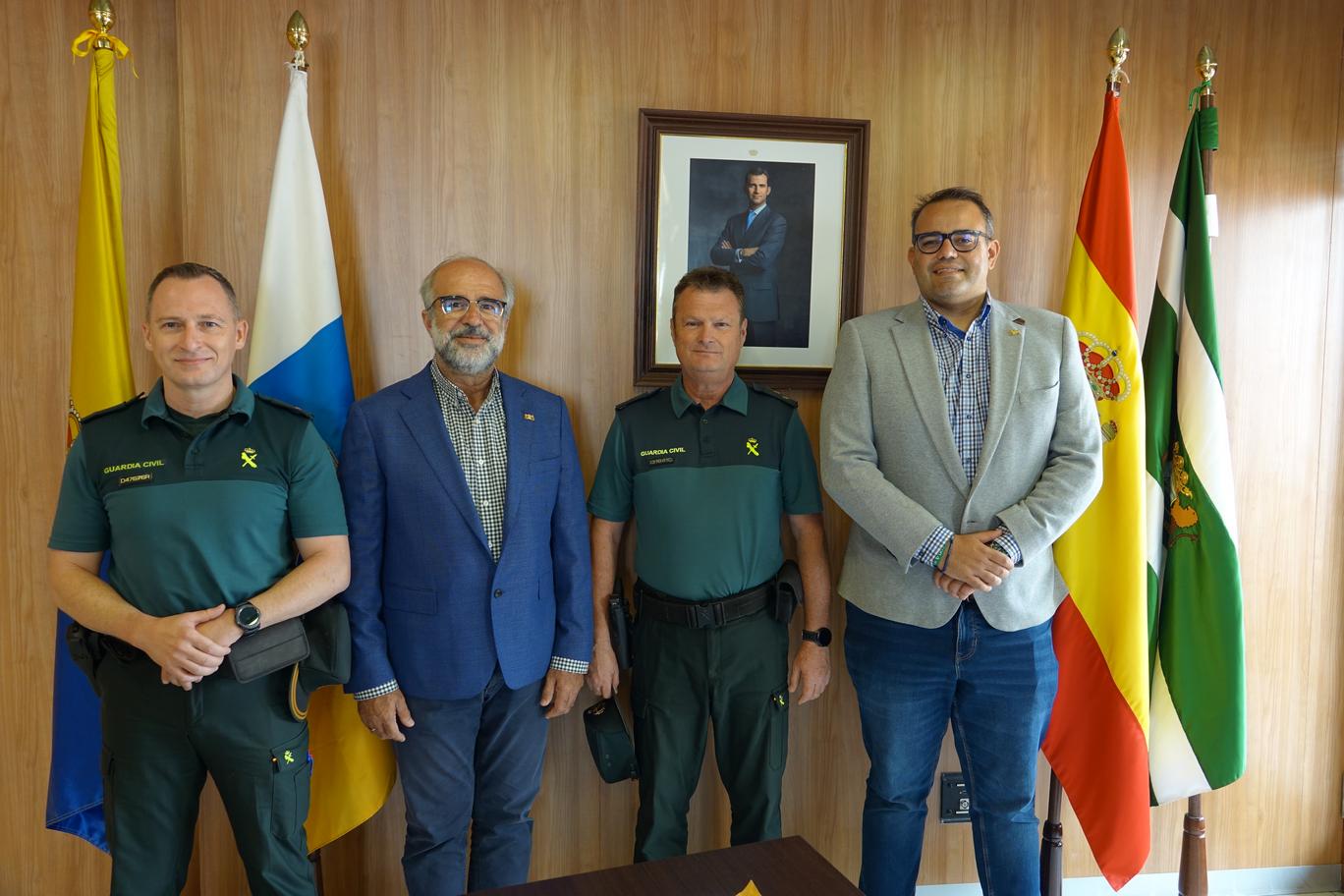 El alcalde se reúne con los principales mandos de la guardia civil en ...
